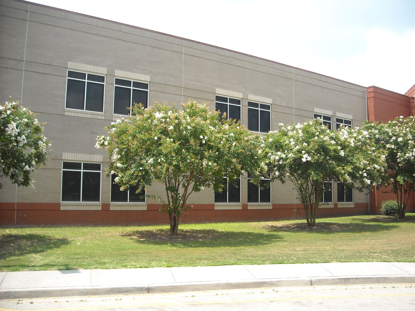 Locations Hub - Ridgeway Middle School