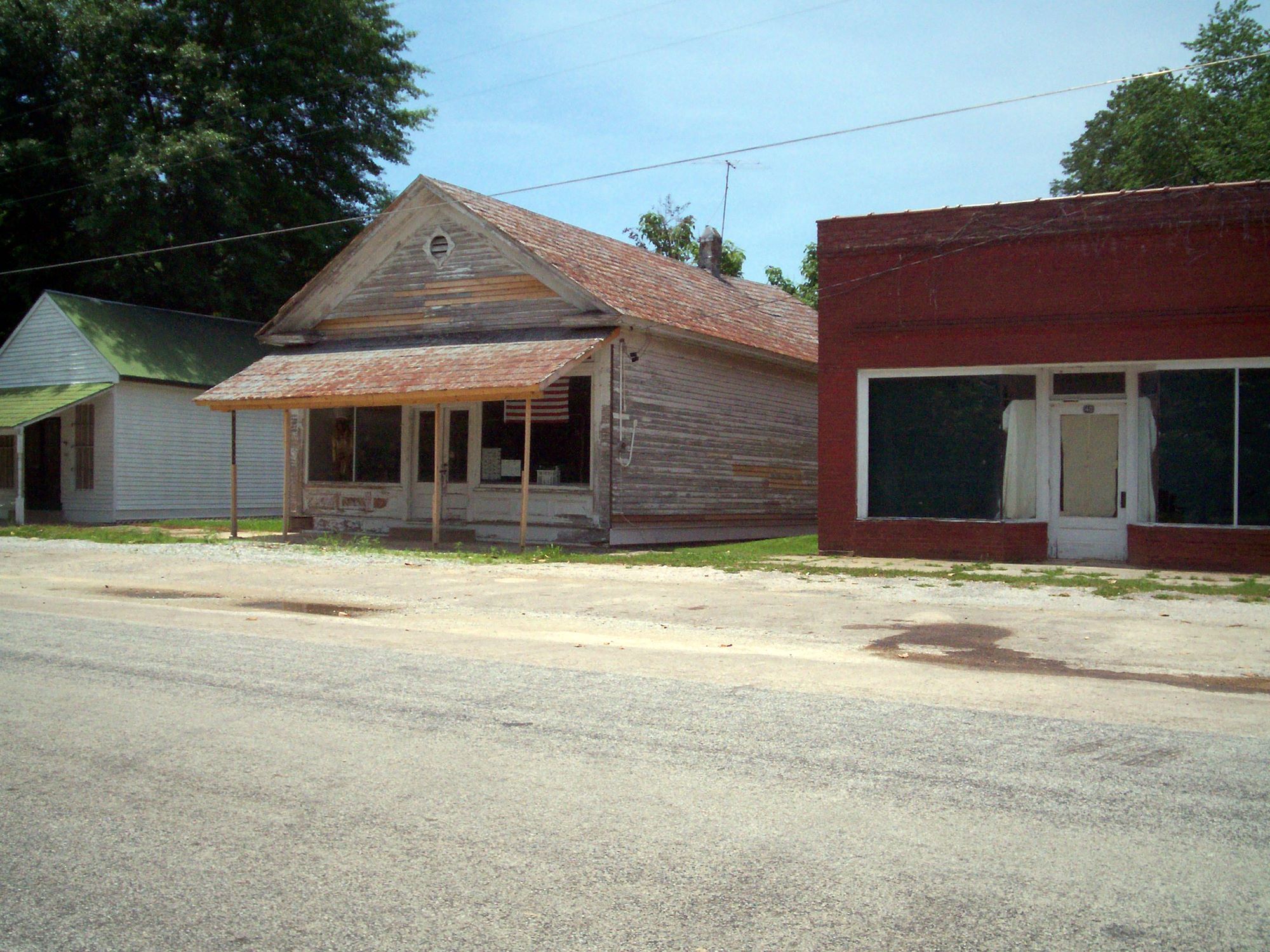 Locations Hub - La Grange, TN